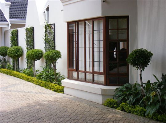 Small Pane | Door and Window Connection